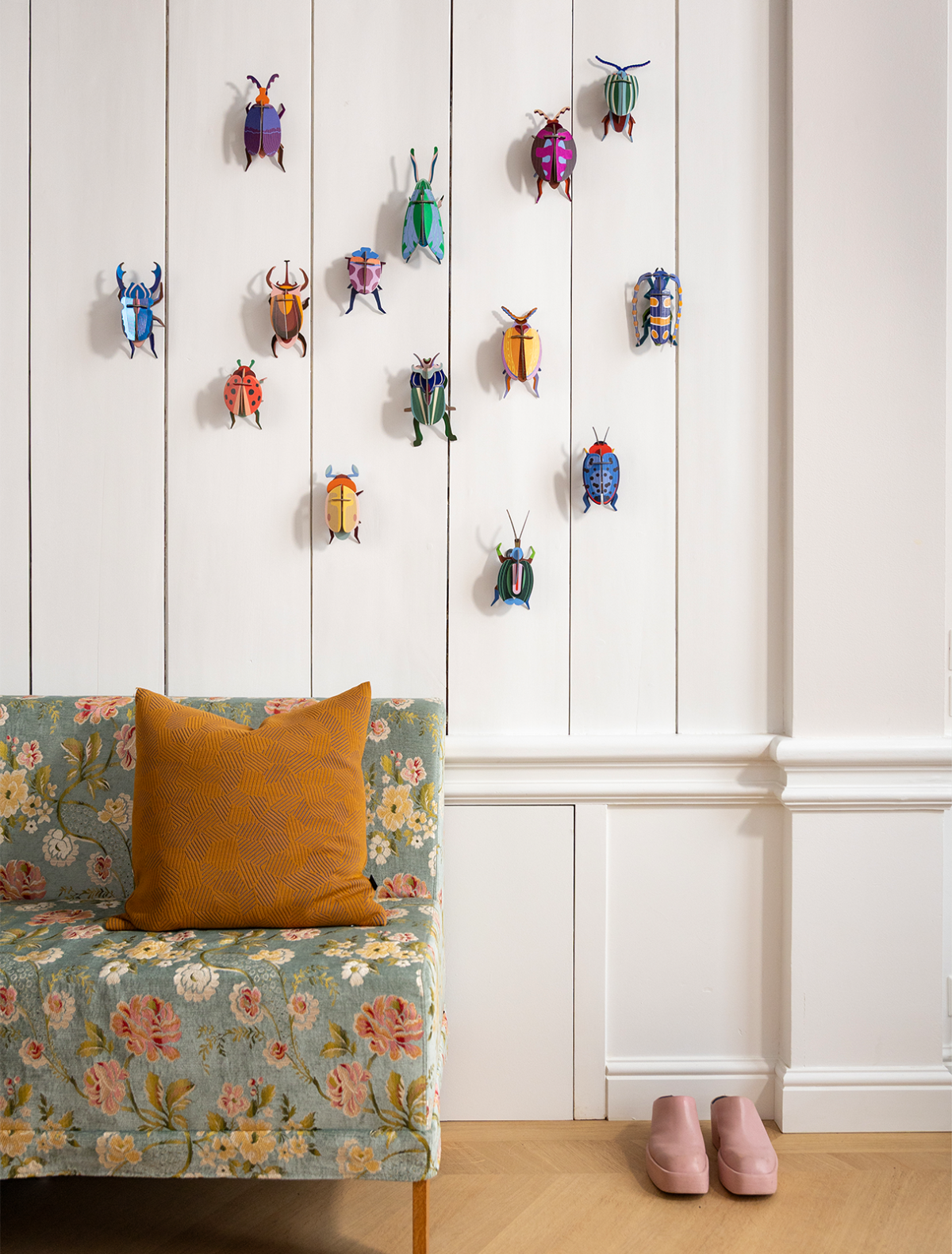 Wall Decoration - Medium Insects - Lumen Pink Beetle - Studio Roof